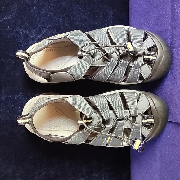Keen | Shoes | Keen Waterproof Antiodor Anatomic Footbed | Poshmark
